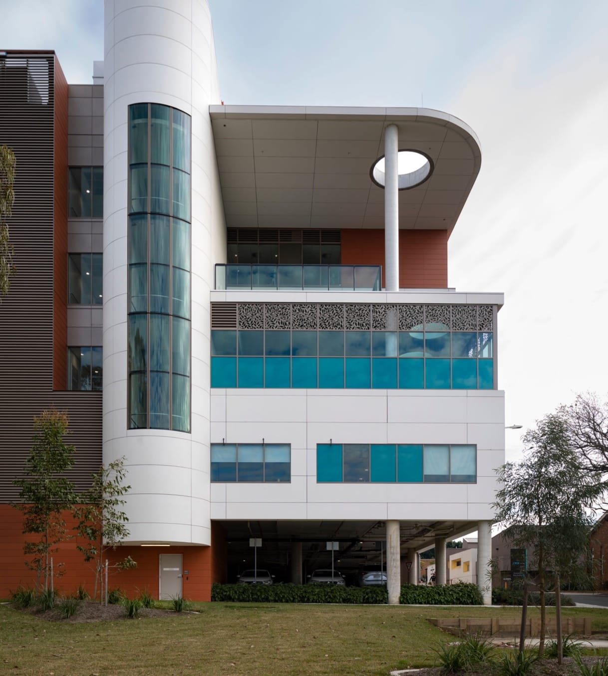 Concord Hospital | DCA Façade