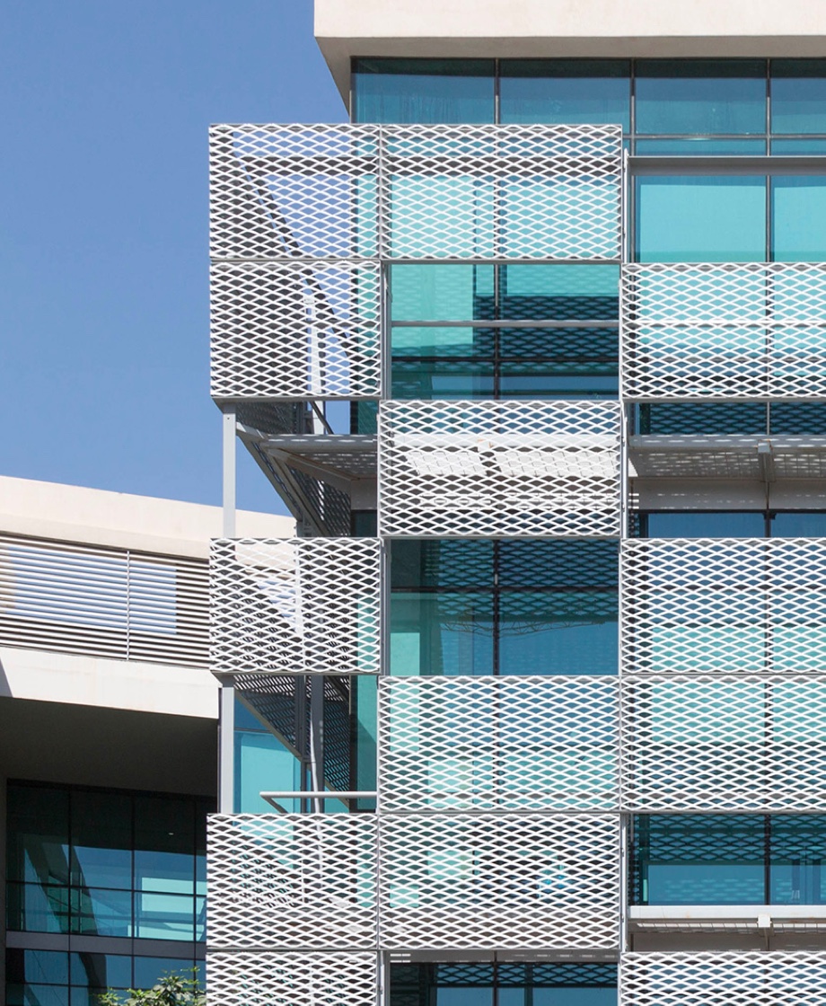 ItalMesh Expanded Metal Mesh Façade & Faux Ceilings from DCA